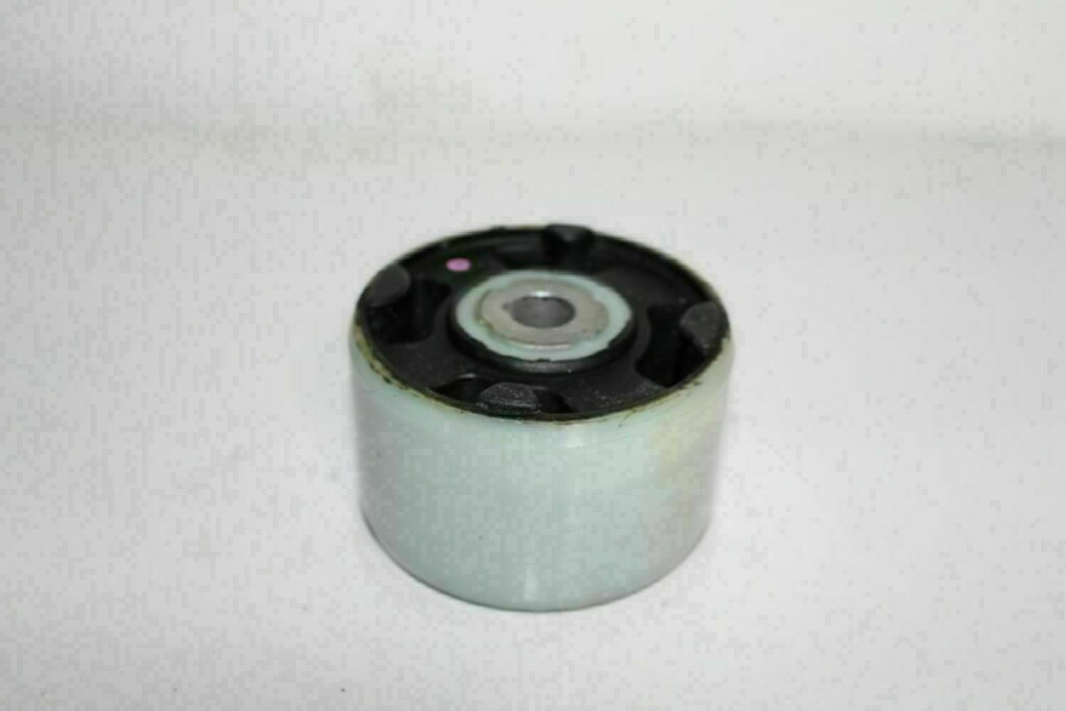 Ford Falcon BF Centre Diff Mount Bush | B & Z Tailshafts – B and Z Auto ...